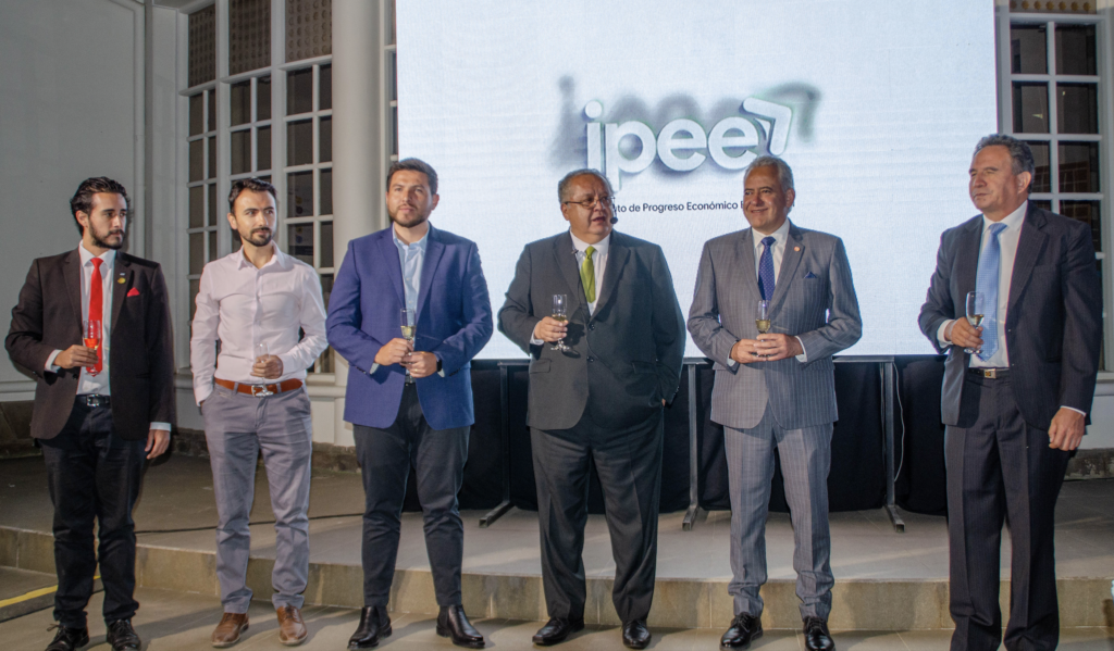 EL IPEE CELEBRA SU PRIMER AÑO CON RESULTADOS DEL CENSO DE ECONOMÍA ...